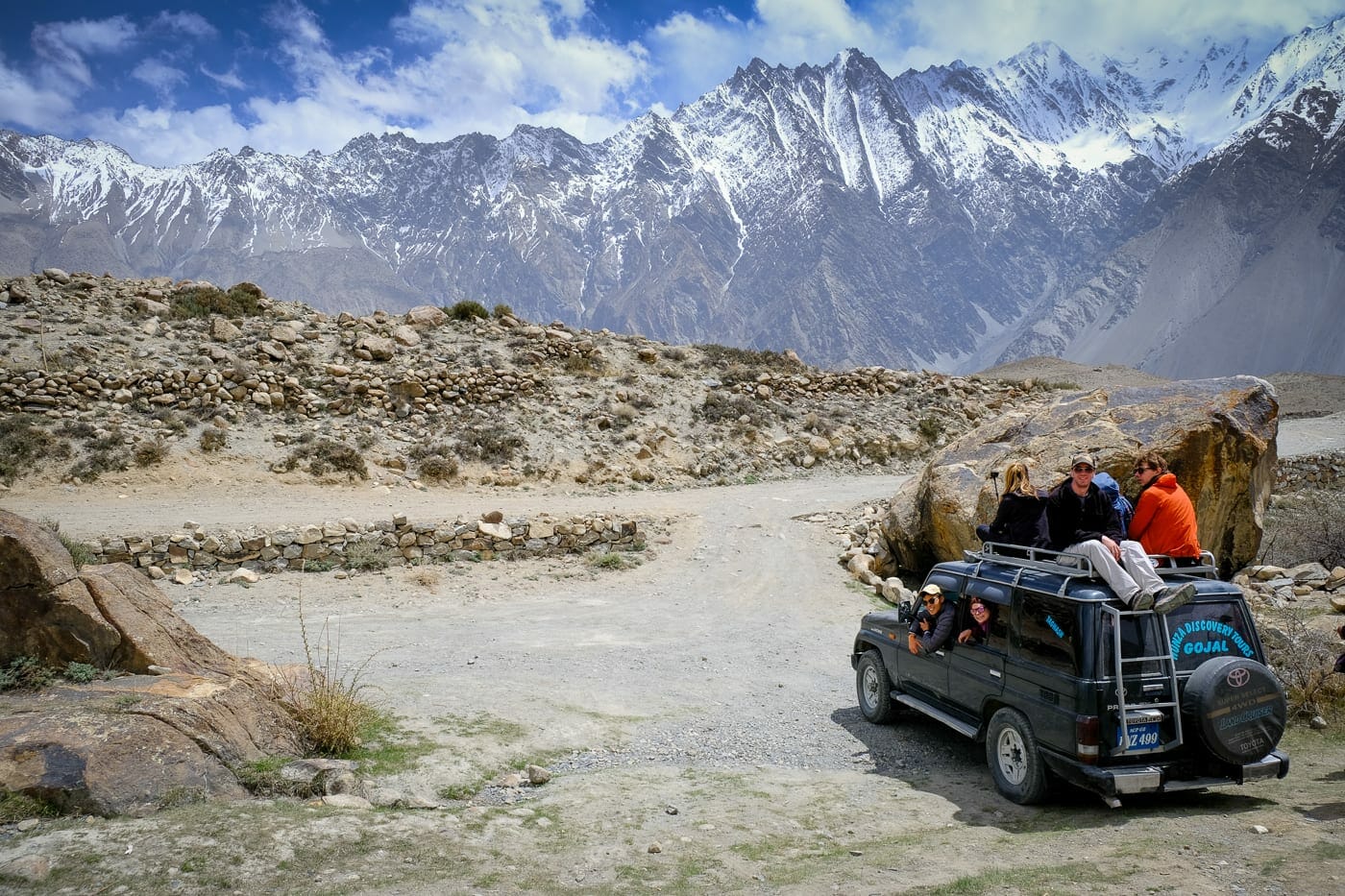 Guide To Driving in Pakistan World's Most Dangerous Roads?